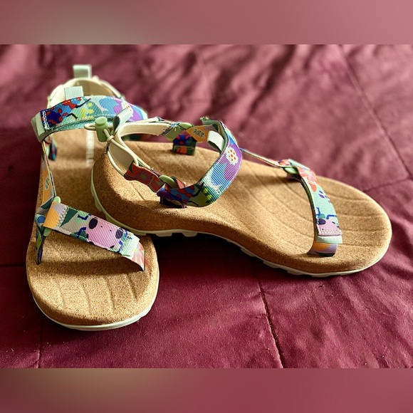 Merrell | Shoes | New Merrill Botanist Floral Ladybug Sport Sandal ...